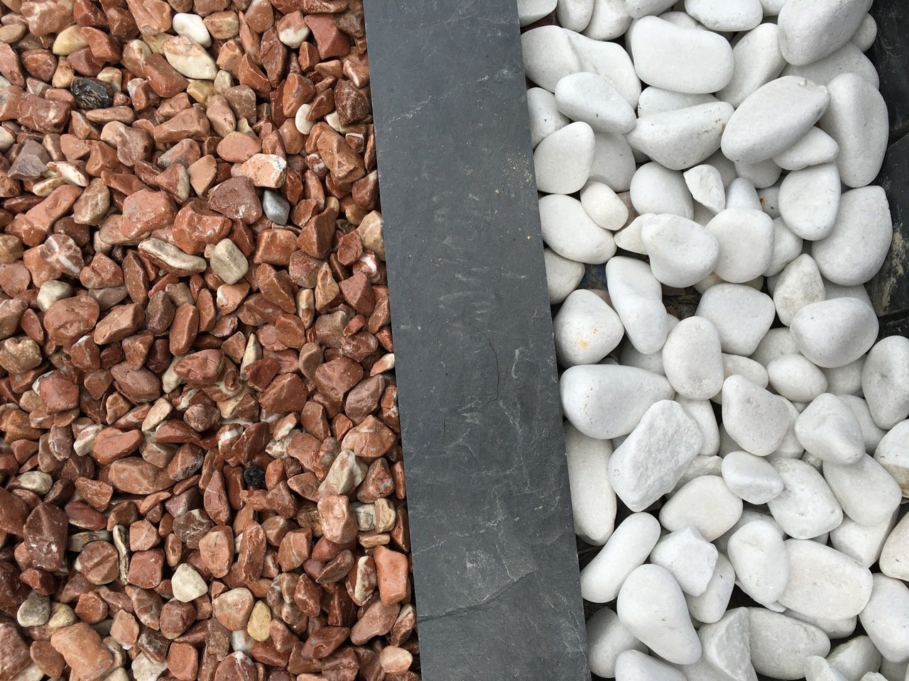 Border slate separator
